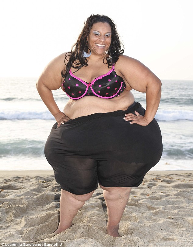 Meet Mikel Ruffinelli: The woman with the World's Largest Hips