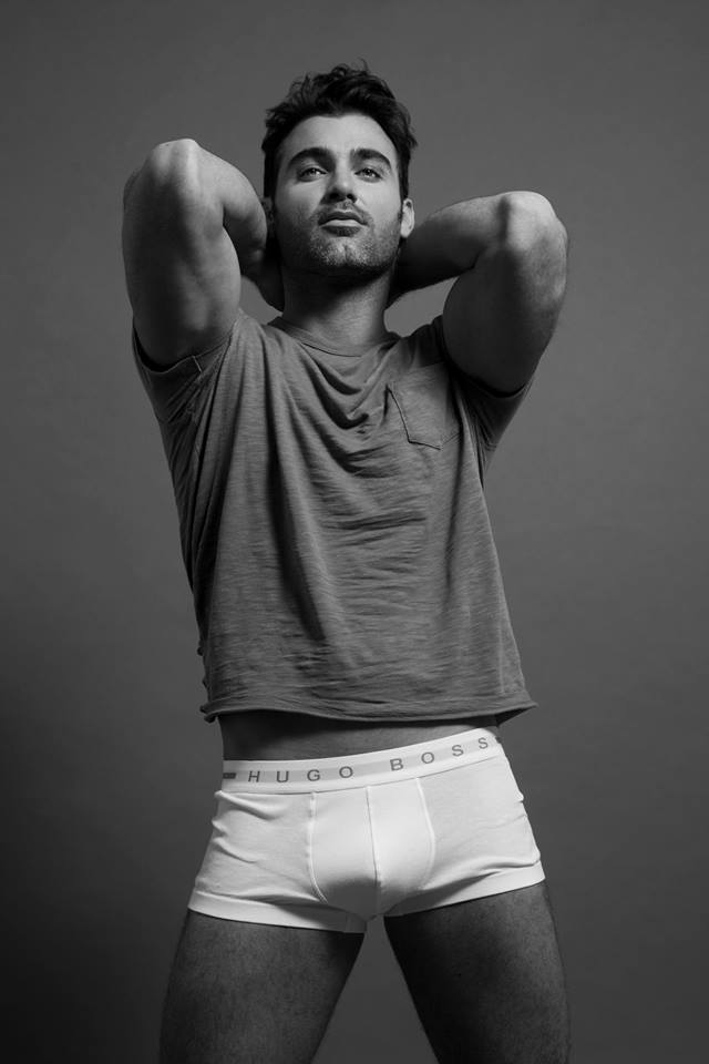 SOLO PARA HOMBRES : Mauricio mejía