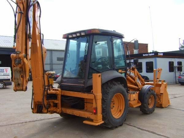 Buldoexcavator CASE 590SR-2 Second Hand