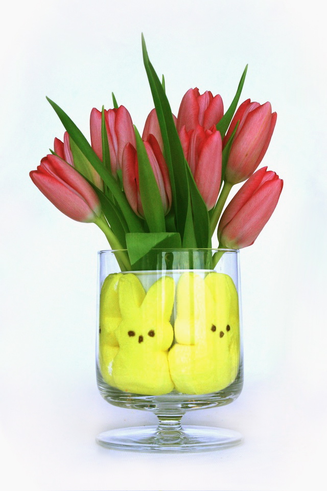 Easiest Peep Centerpiece For Easter: DIY Miniature Tulip Vases! / Hey, EEP!