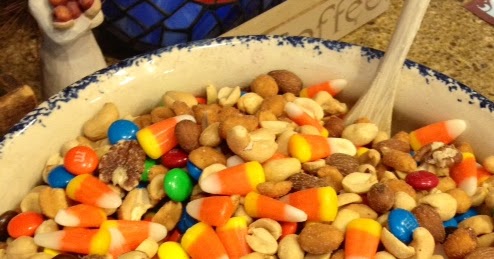 Fall Candy Corn Mix...