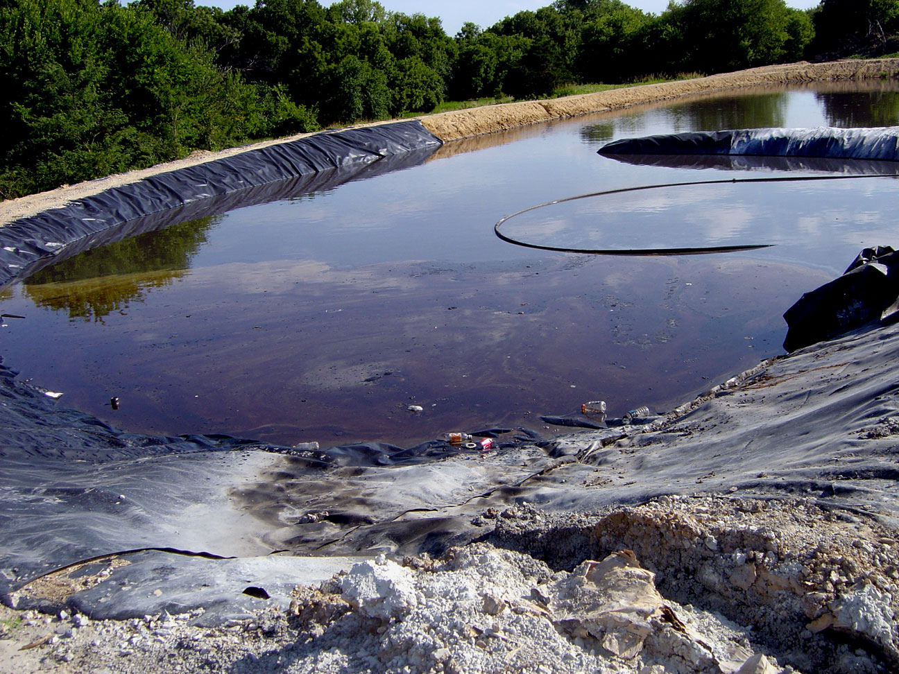 Drilling waste pit contaminates drinking water - Texas Sharon's Bluedaze Drilling waste pit contaminates drinking water - Texas Sharon's Bluedaze