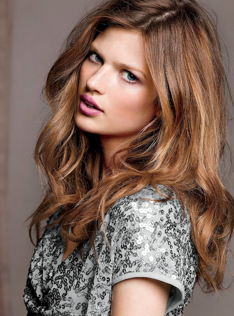 Frills and Thrills: Models & Makeup - Bette Franke Frills and Thrills: Models & Makeup - Bette Franke