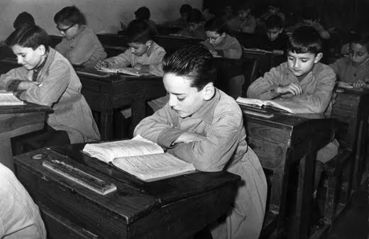 Paseando por la Historia: La educación durante el franquismo