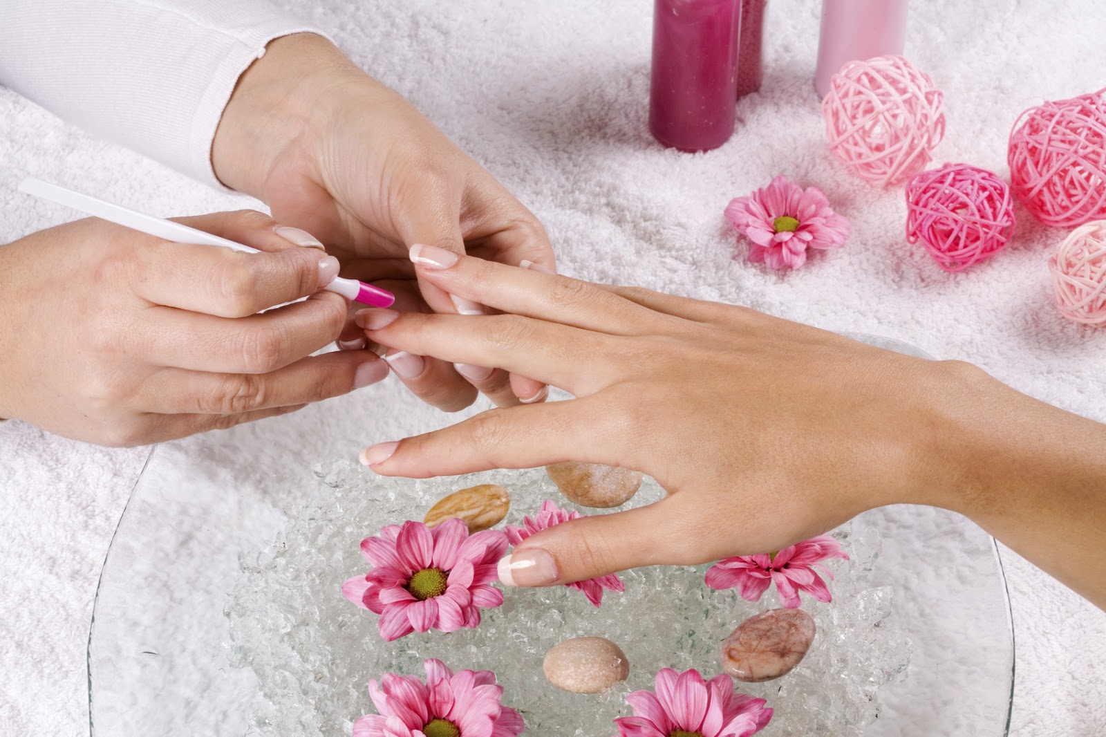 Across The Make Up Art: Manicure time! Across The Make Up Art: Manicure time!