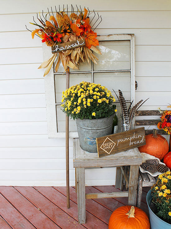 Sunny Simple Life Easy Fall Porch Decorating Ideas sunny-simple-life-easy-fall-porch-decorating-ideas