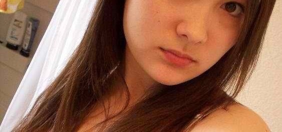 Cerita Hot Terbaru: Berbuat Baik Berujung Nikmat - Cerita Seks | Foto Bugil