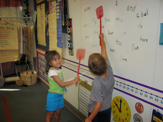 Teaching & Learning English: The Fly Swat Game: vocabulary building