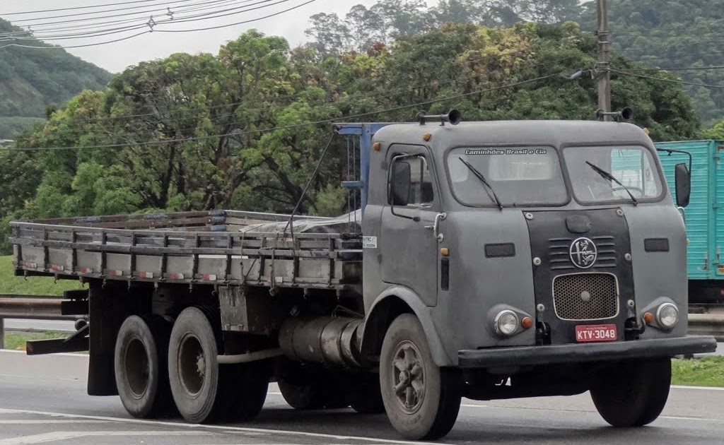 Caminhões Brasil e Cia: FNM - D11000