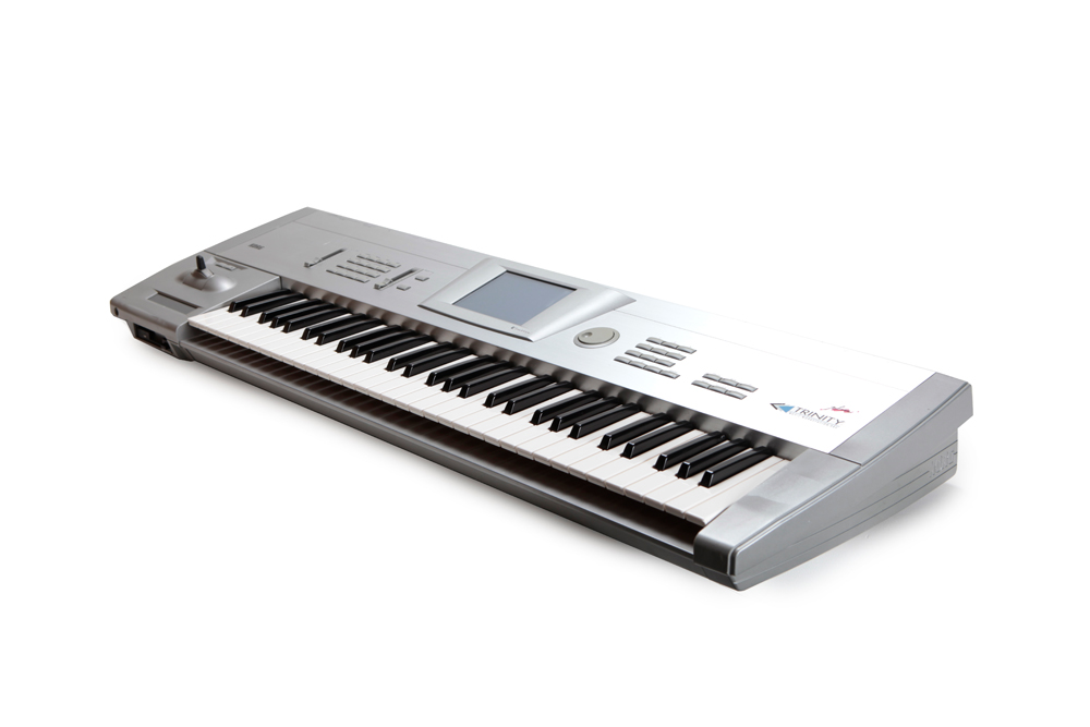 MATRIXSYNTH-B: Korg Trinity Plus 61 Note Keyboard Workstation