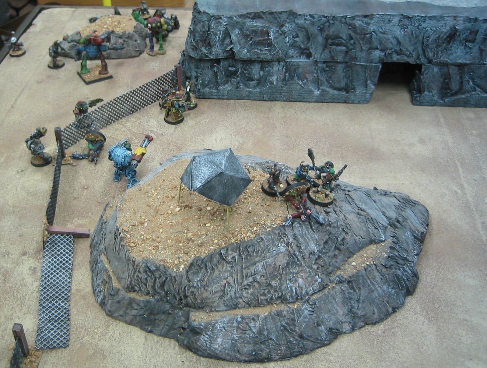 [TMP] "Pulp Alley adventure with old 40K minis and mine terrain" Topic