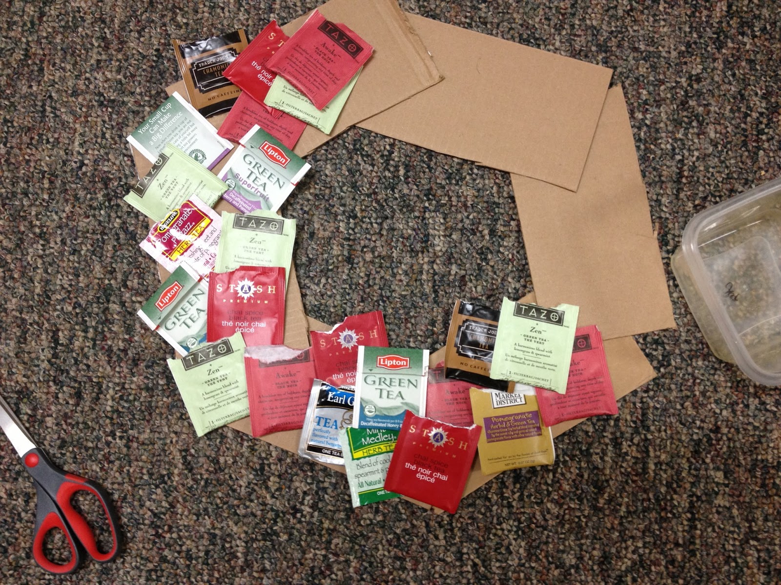 One Creative Outlet Craft Tea Bag Wreath one-creative-outlet-craft-tea-bag-wreath
