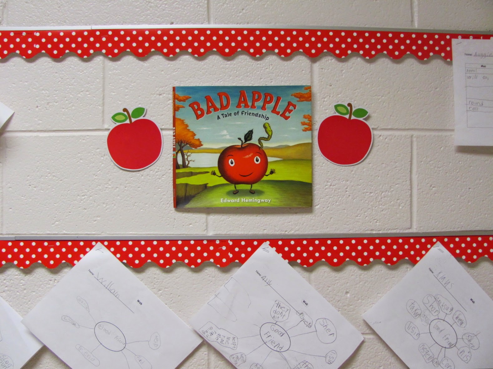 2 Happy Teachers: Bad Apple: A Tale of Friendship