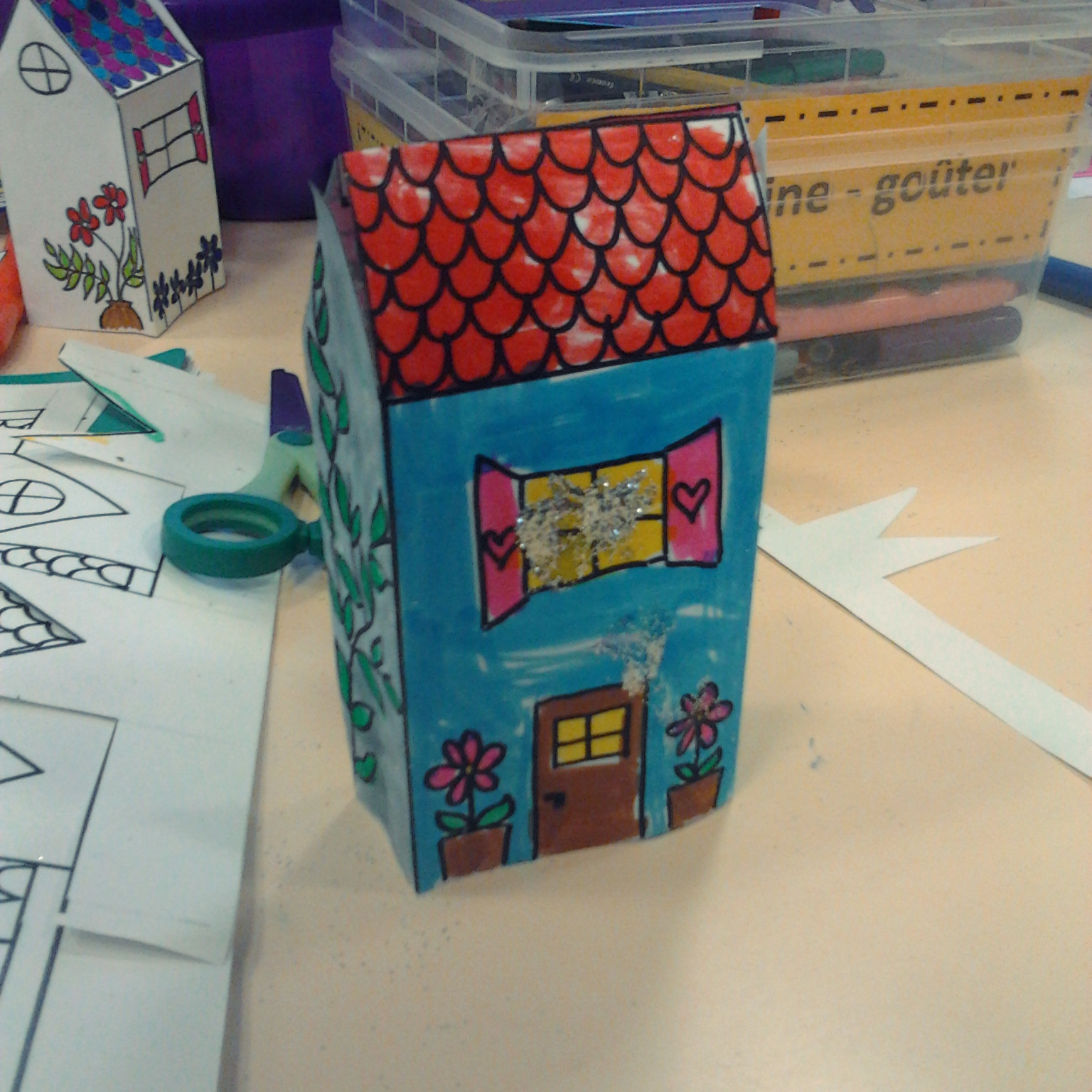 Le blog de Gabrielle Aznar: Les petites maisons en papier ♦ DIY des enfants