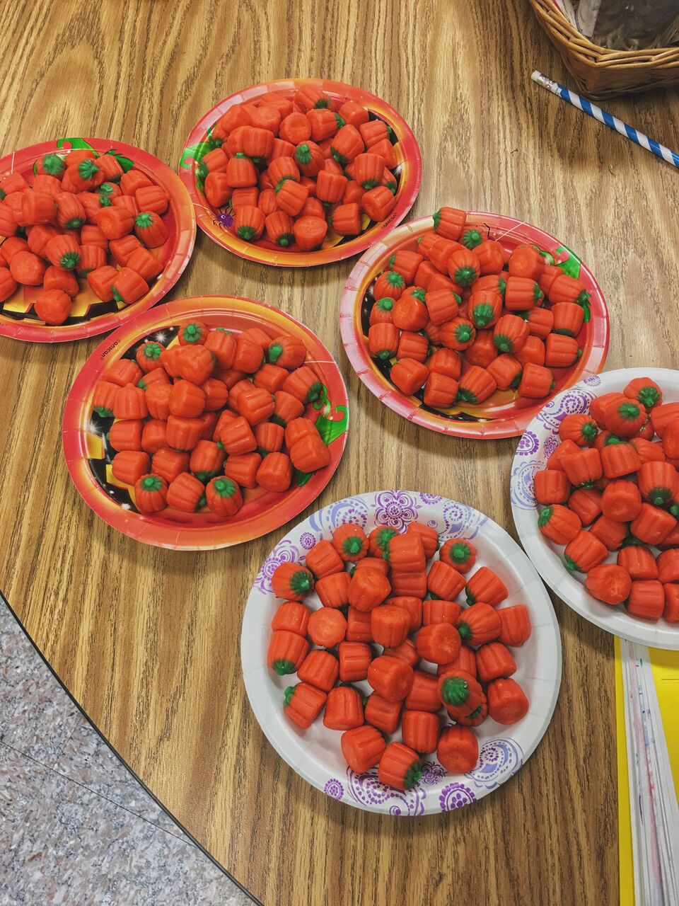 STEAM Activity: Halloween Style - Glitter in Third