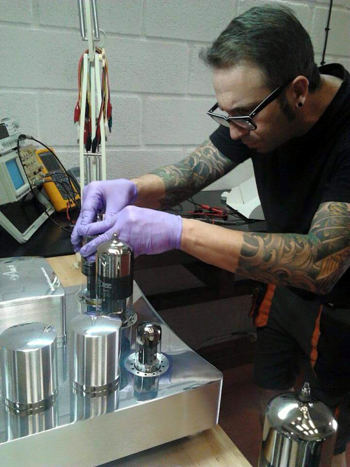 Amati Engineering Electron amplifier production – M & S | Ultimate High-Fidelity