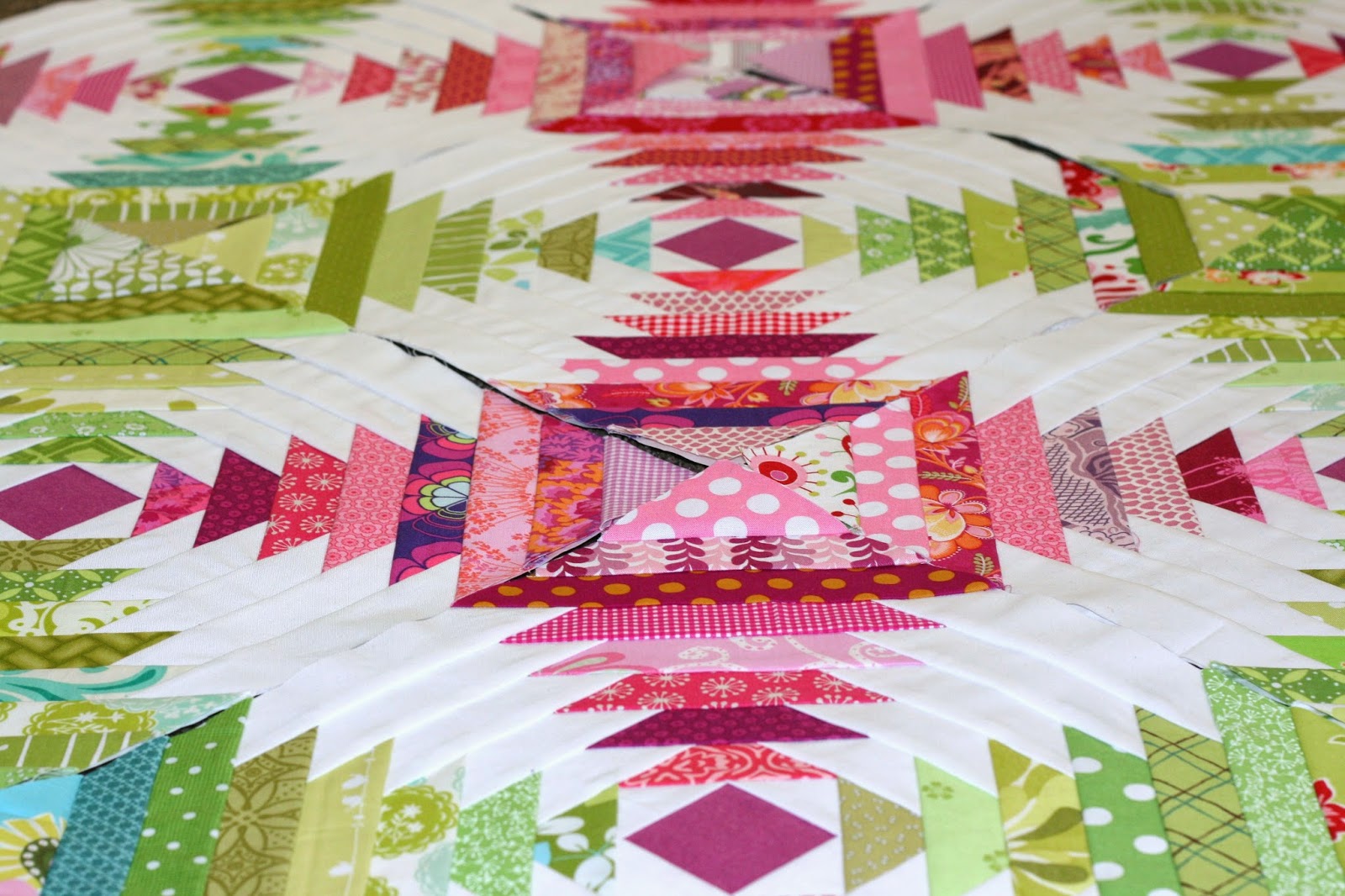 Pineapple Quilt Progress & Patterns | A Little Bit Biased | Bloglovin’