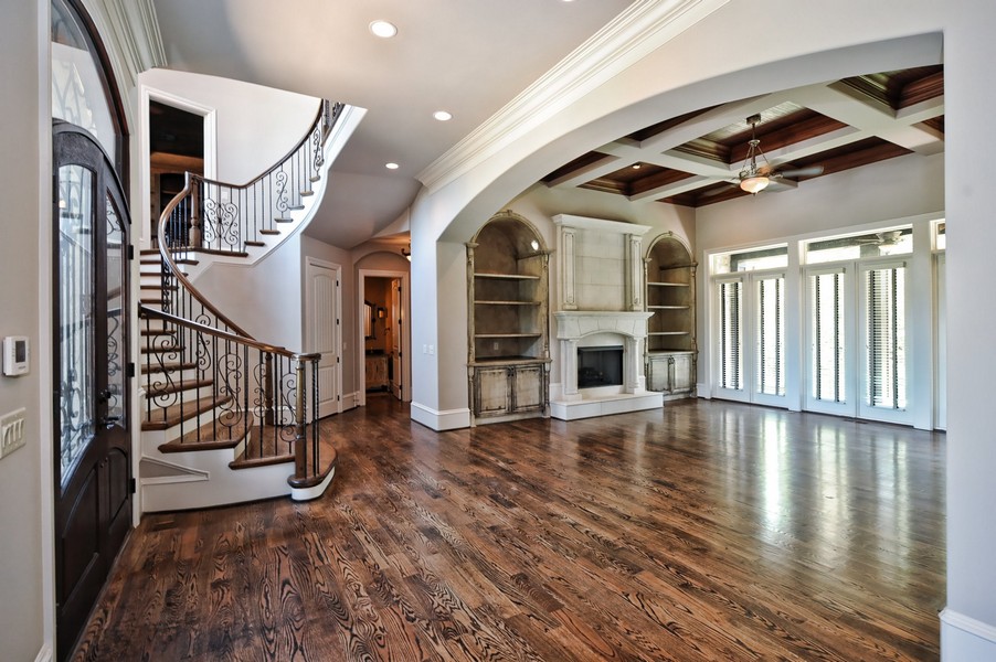 A Color Specialist In Charlotte How To Choose Color For A McMansion a-color-specialist-in-charlotte-how-to-choose-color-for-a-mcmansion