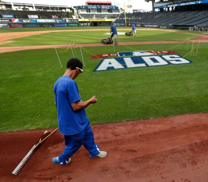 [ALDS] 내일 경기를 준비하는 4팀의 선수단.JPG : MLBPARK