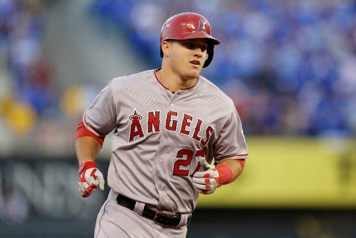 [ALDS] 마이크 트라웃 & 알버트 푸홀스 솔로샷, 영상 & 화보 : MLBPARK