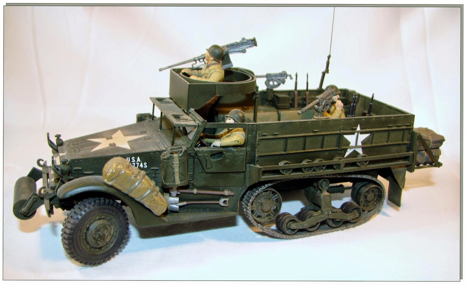 En Modèle Réduit: HALF TRACK M3A2 ech 1/35 Tamiya