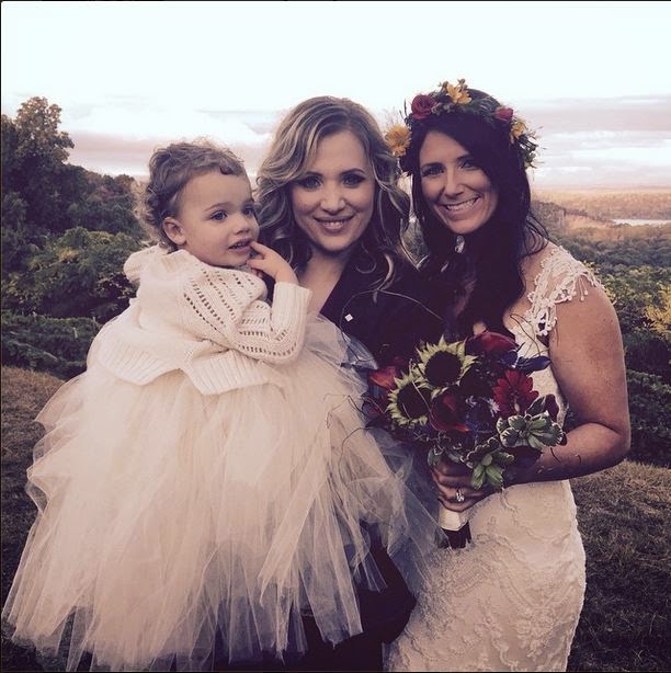 Radio-bsb: Nuevas Fotos: Familia Mclean de Boda