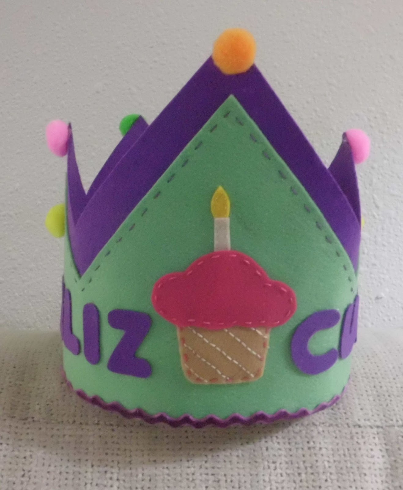 Coronas de fieltro para cumpleaños - Imagui