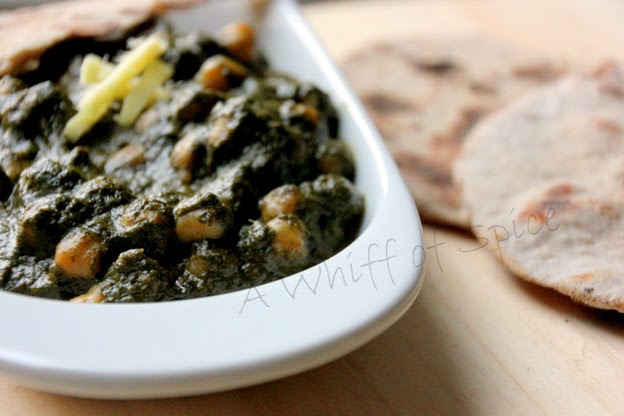 Saag Chole - Chickpea in a creamy Spinach Gravy