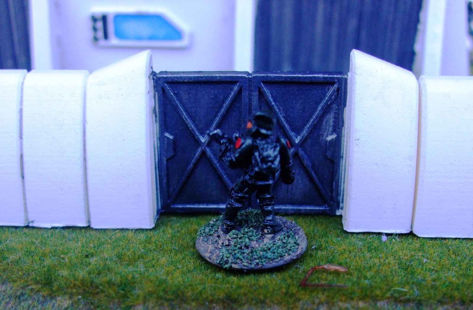 [TMP] "6mm Sci-Fi Scenery posing as 15mm...." Topic