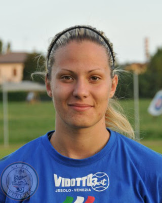Beautiful Female Football Players: Female Footballer - Sara Penzo, Italian international ...