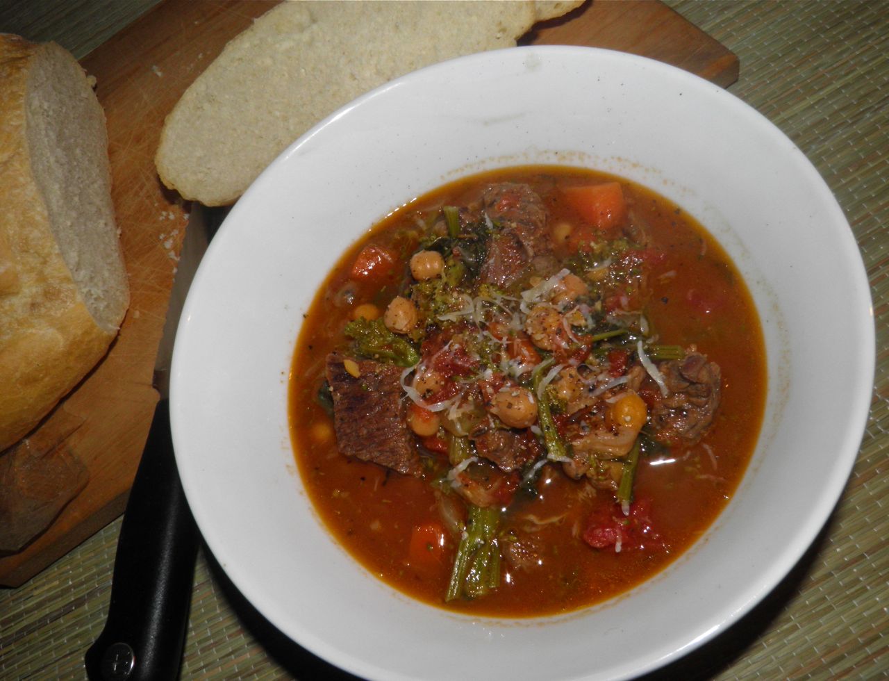 Docaitta Lifestyle Snowy Day Food Tuscan style Beef Soup docaitta-lifestyle-snowy-day-food-tuscan-style-beef-soup