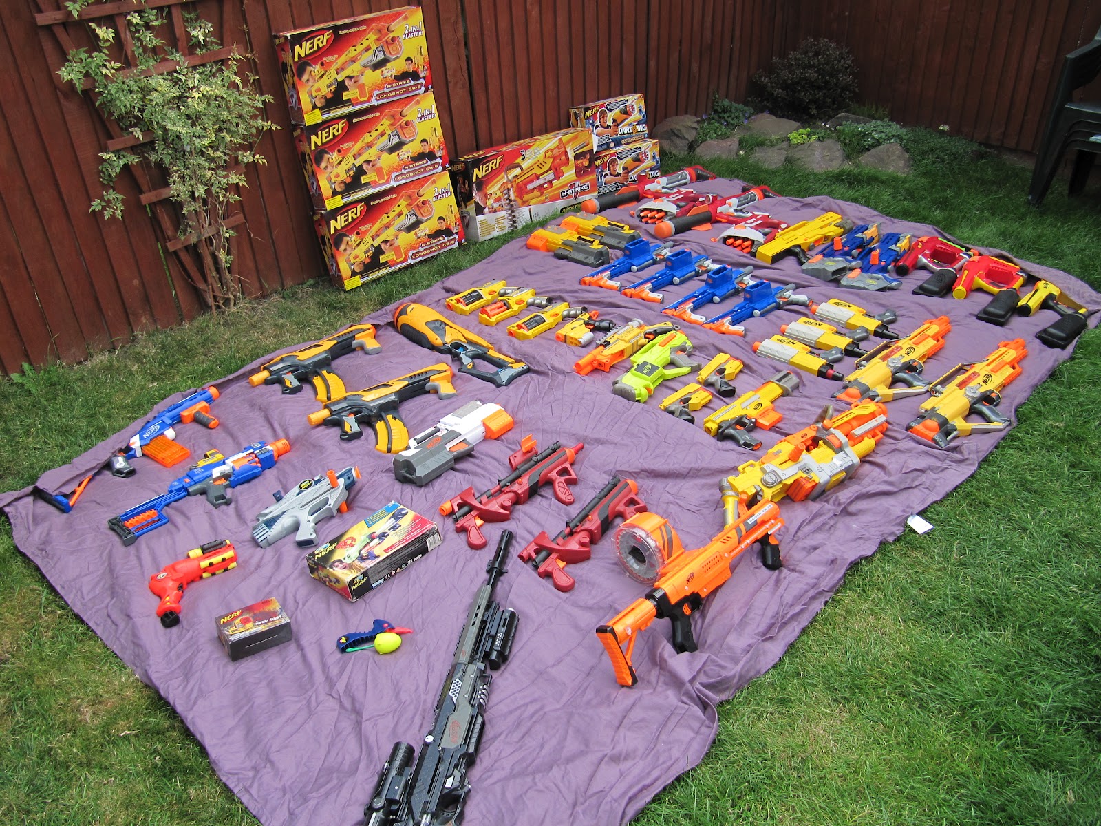 UK Nerf: UKNerfWar Nerf Arsenal