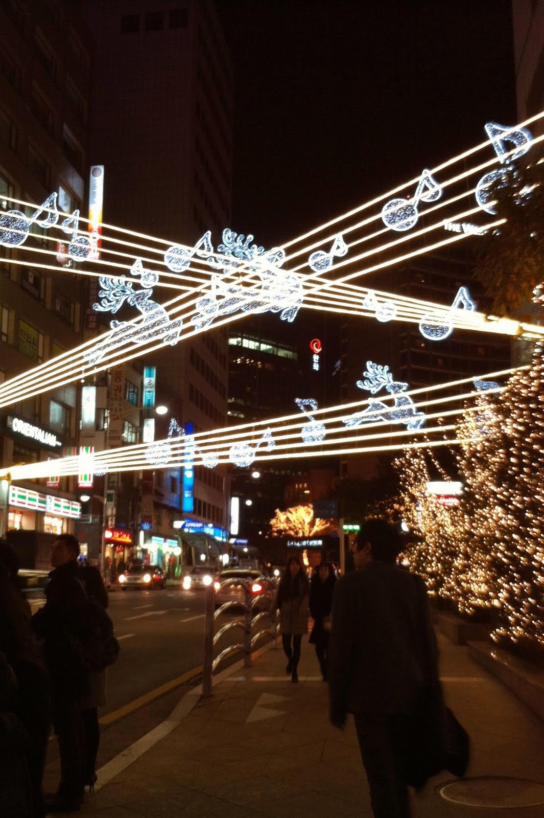 Early Christmas Decorations In Myeongdong SendMeToKorea early-christmas-decorations-in-myeongdong-sendmetokorea