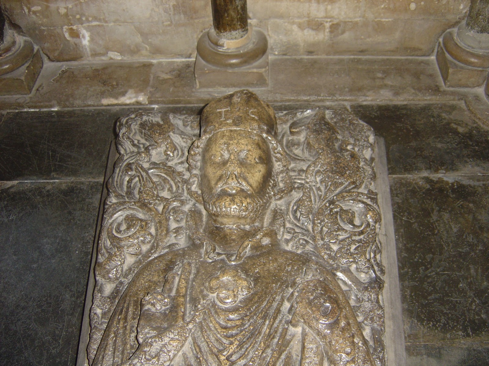 Worcester Cathedral Library and Archive: Three Medieval Bishops of ... Worcester Cathedral Library and Archive: Three Medieval Bishops of ...