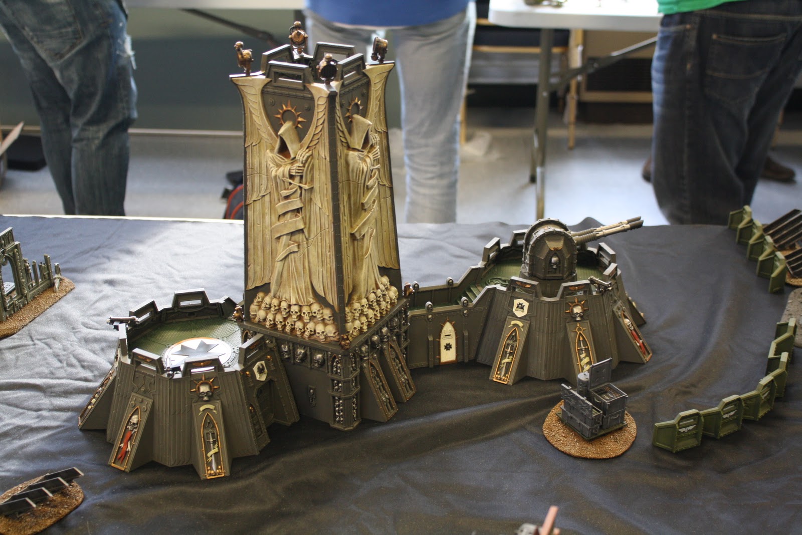 [TMP] "Apocalypse Terrain and game." Topic