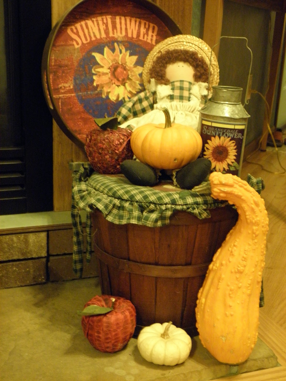 Christian Images In My Treasure Box Fun Fall Decor Photos christian-images-in-my-treasure-box-fun-fall-decor-photos