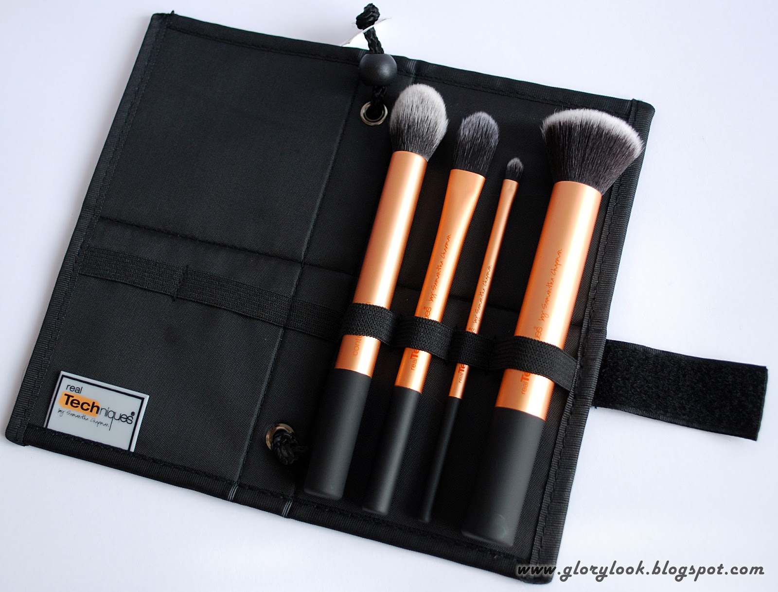 GLORYlook: Набор из 4 кистей для лица Core Collection от Real Techniques