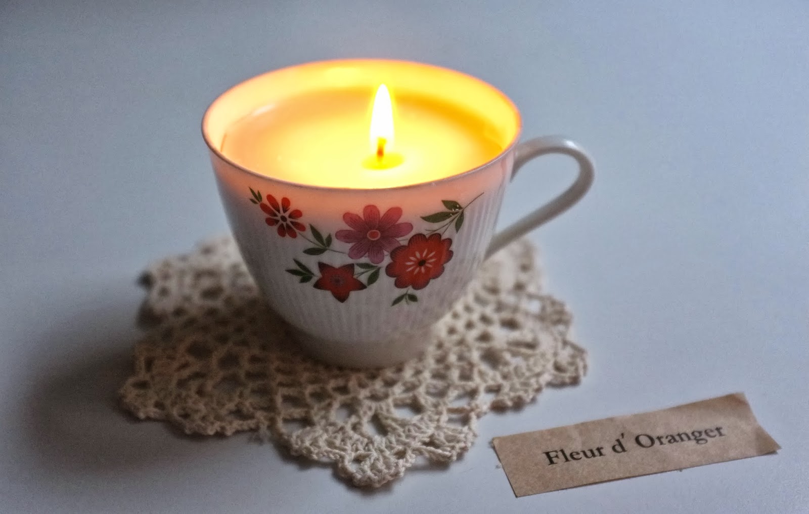 julie ♥ adore: DIY une bougie dans une tasse julie ♥ adore: DIY une bougie dans une tasse