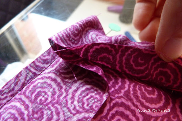 Anna Orduña - Mi Rincón de Patchwork: Tutorial: Bies simple para Quilts rectos