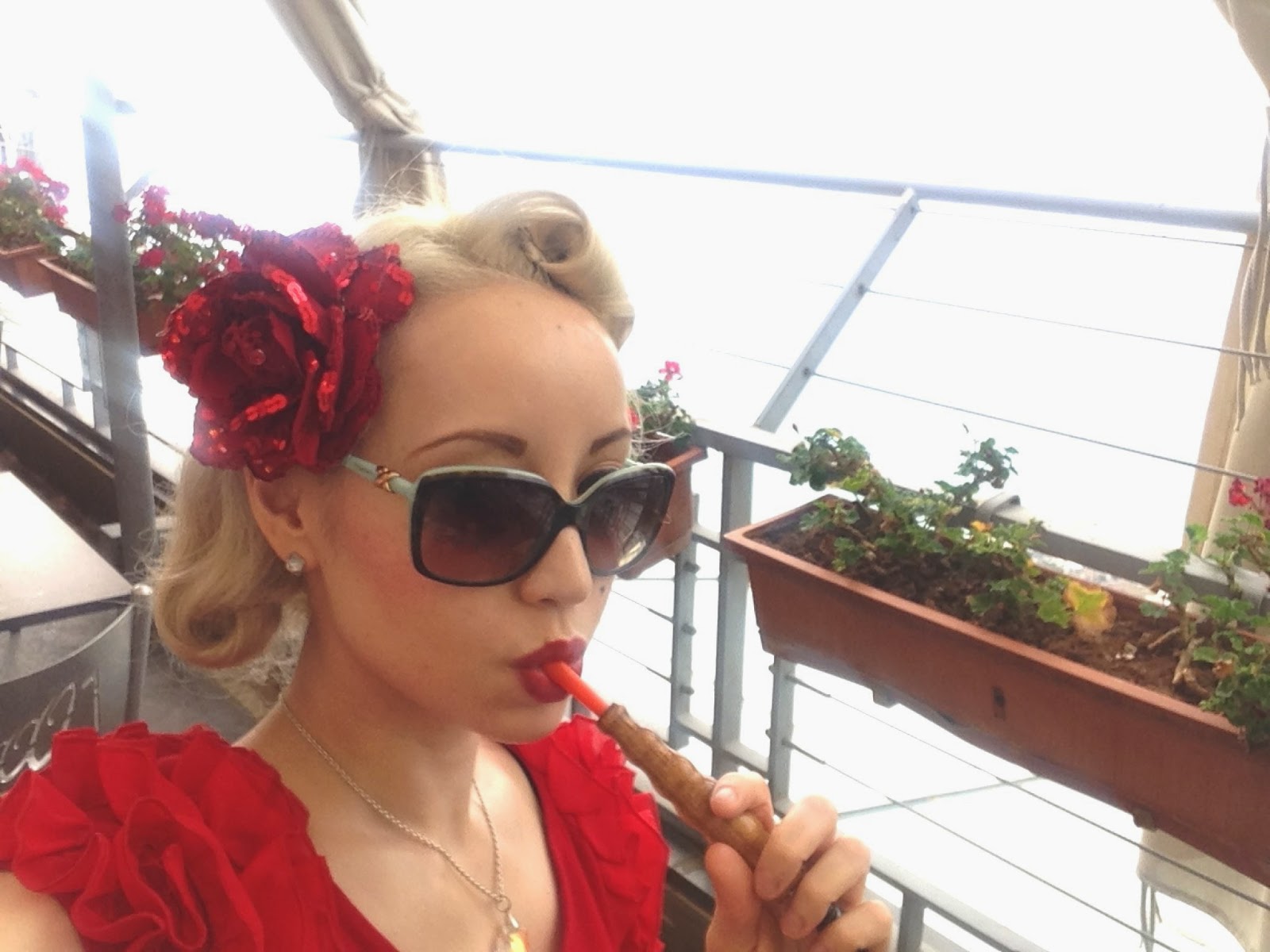 Daily Cosplaynet: Interview with 21st RED Burlesque Girl Chrys Columbine