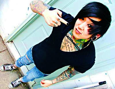 Falling In Reverse [CHILE]: Mika Horiuchi