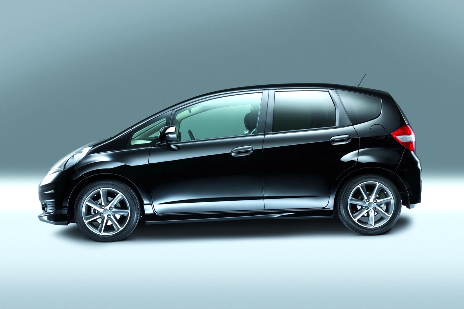 2012 Honda Jazz Si Spesial Edition Views Car 2012-honda-jazz-si-spesial-edition-views-car