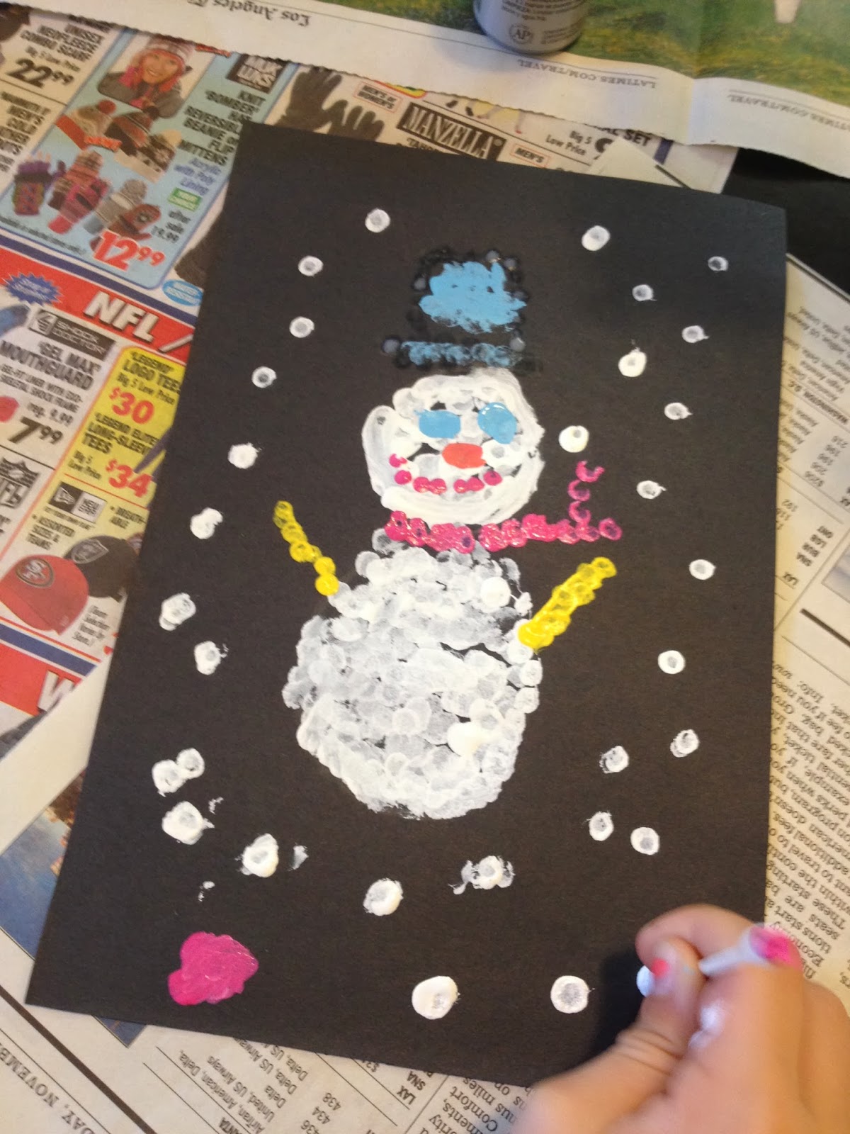 Lu Bird Baby: Q tip painting (snowman)