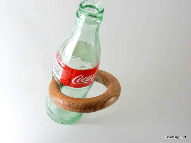 Jax Design: Impossible ring through a glass bottle Jax Design: Impossible ring through a glass bottle