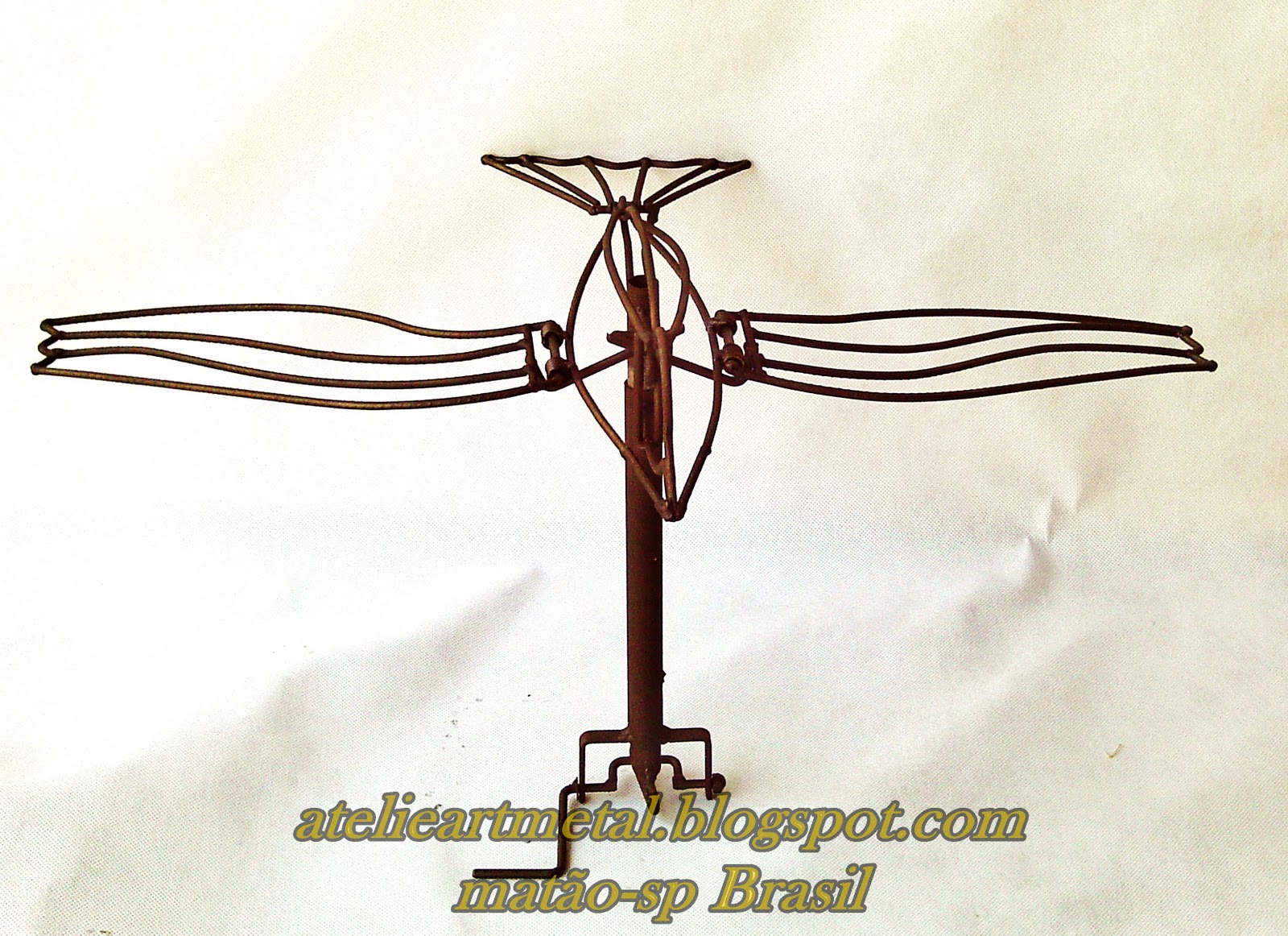 ATELIÊ ART METAL: PÁSSARO DE FERRO - ESCULTURA CINÉTICA ATELIÊ ART METAL: PÁSSARO DE FERRO - ESCULTURA CINÉTICA