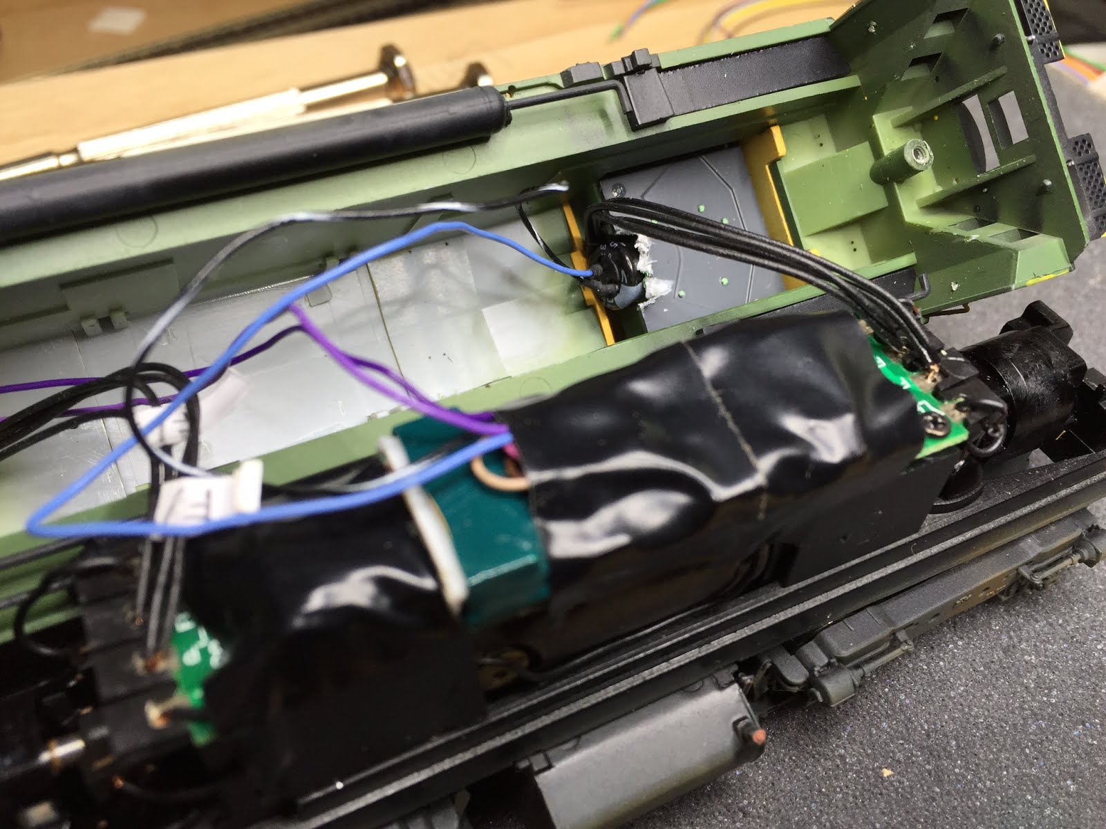 TCS - WOW 101 - Diesel Sound Decoder Install... - the MRH Forum