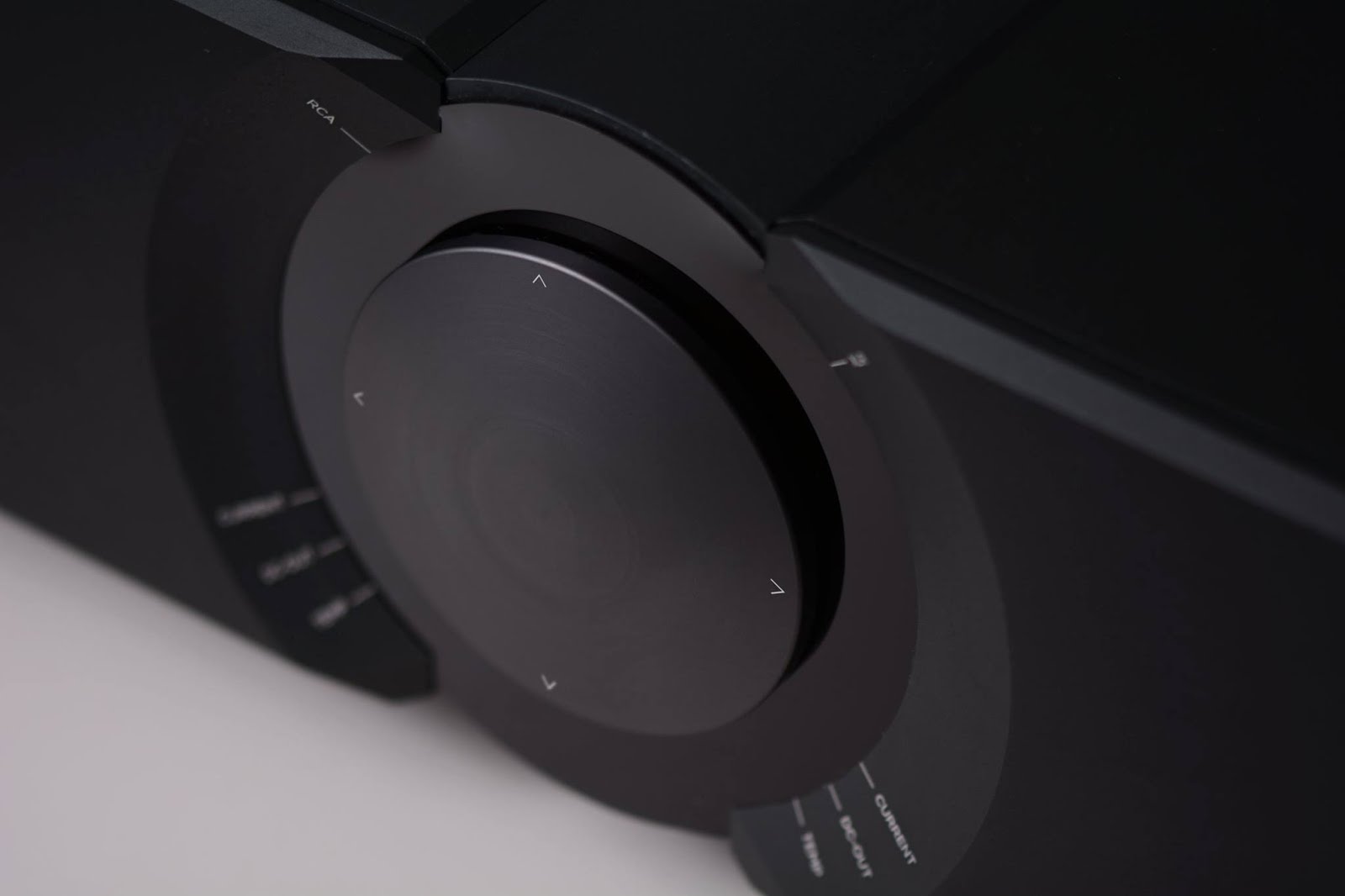 Aavik Acoustics P-300 preamplifier and C-300 integrated NEW – M & S | Ultimate High-Fidelity