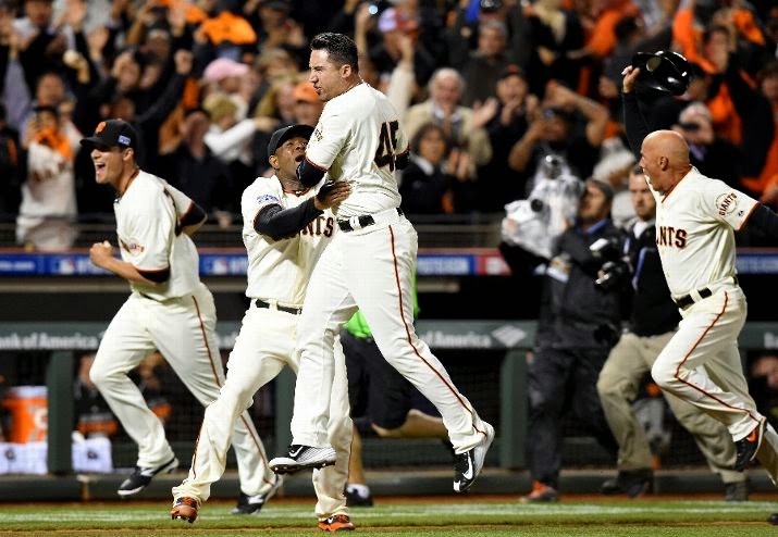 [NLCS] SF 동점 솔로 & 끝내기 쓰리런, 영상 & 화보 : MLBPARK