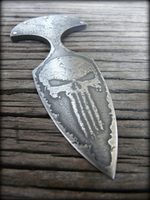 Punisher skull push dagger | BladeForums.com