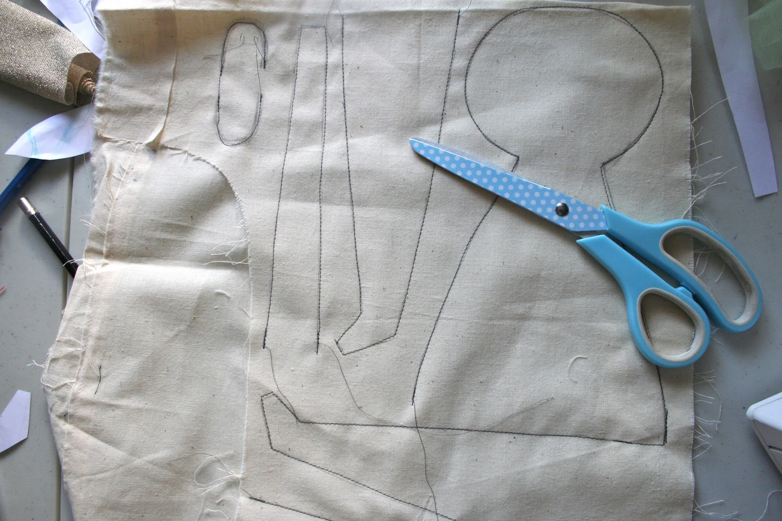 Humble Home Make Your OWN Dolly a Tutorial humble-home-make-your-own-dolly-a-tutorial